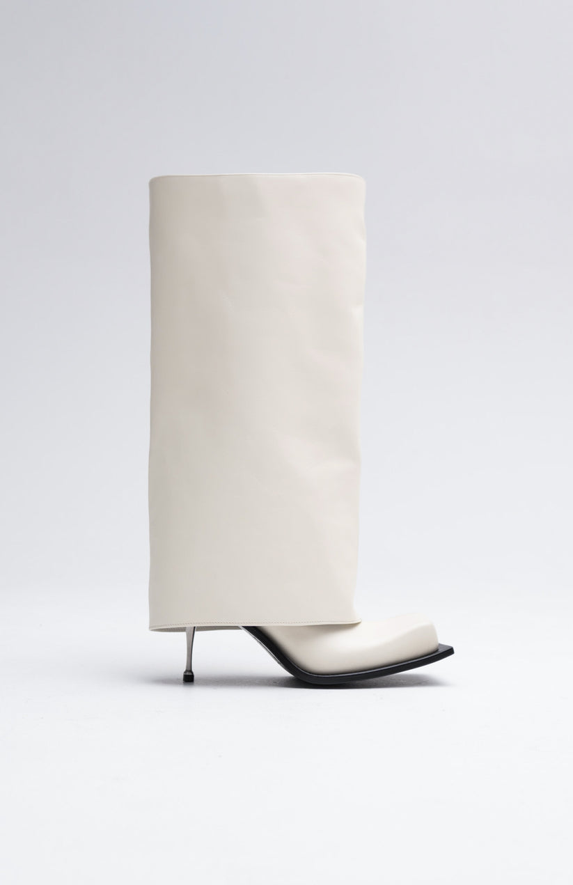 TALL IMAN BOOTS IN CANNOLI CREAM – FIDAN NOVRUZOVA